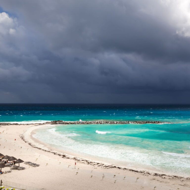 Cancun Weather Alert Issued As Tropical Storm Helen Approaches - Cancun Sun