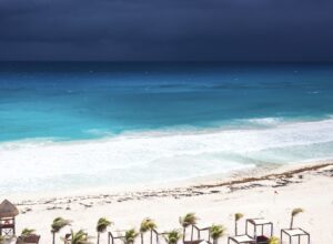 5 Things You Need To Know As Peak Hurricane Season Begins In Cancun ...