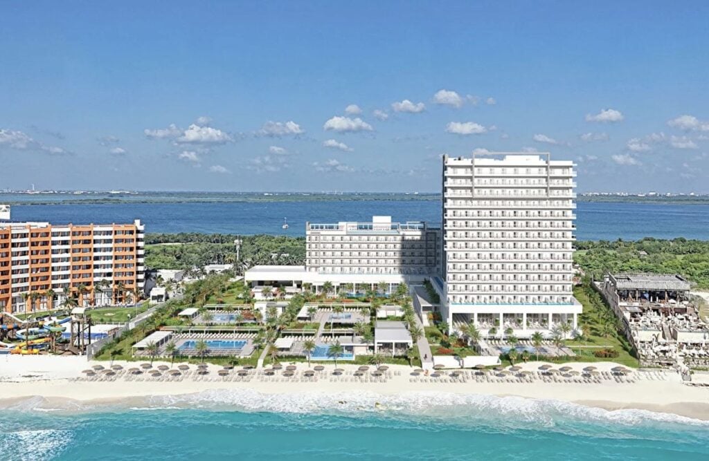 First Look At The New Hotel RIU Ventura Opening In Cancun On December 6 ...