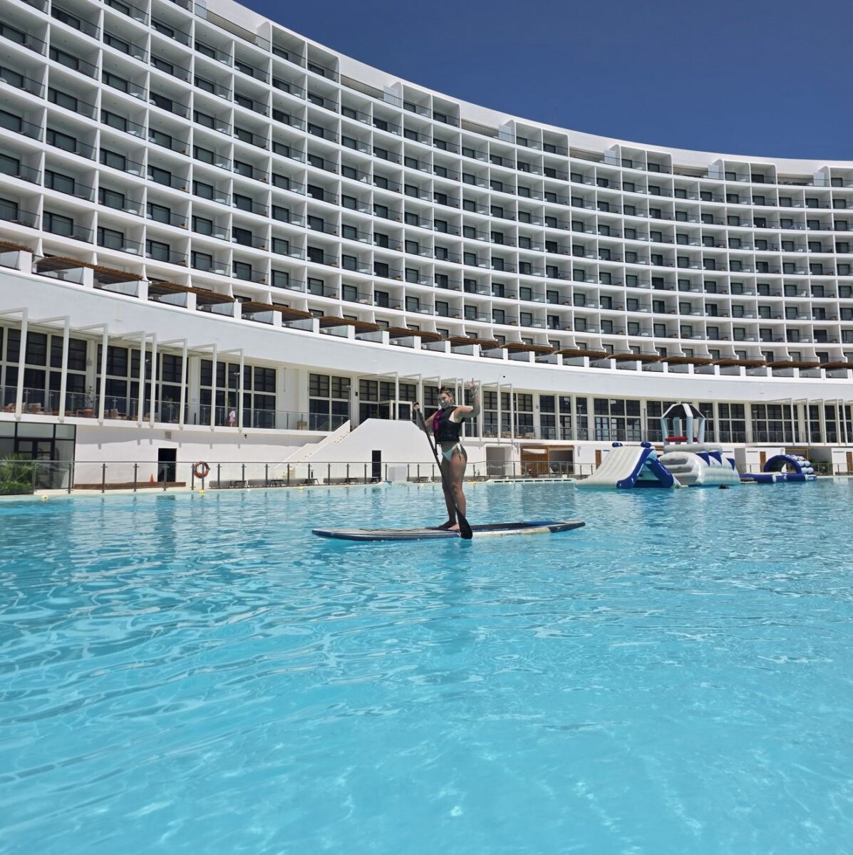 Luxury Resort With Biggest Pool In Cancun Wins Prestigious Award ...