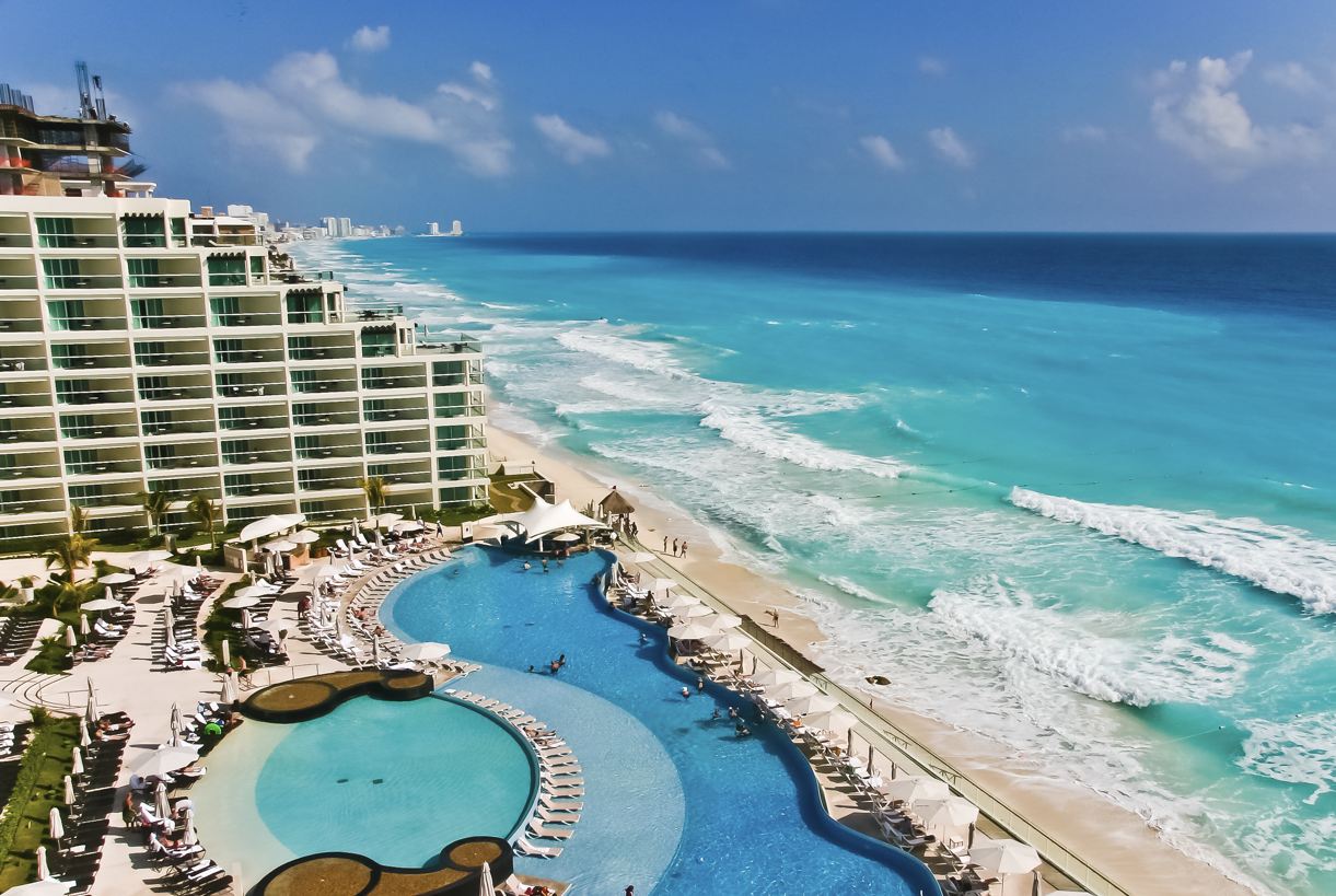 How Crowded Are Cancun Hotels Right Now? Here’s What Travelers Can ...