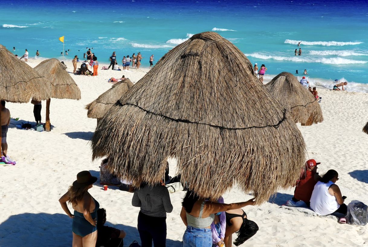Tres trampas monetarias en Cancún que costarán a los viajeros cientos o ...